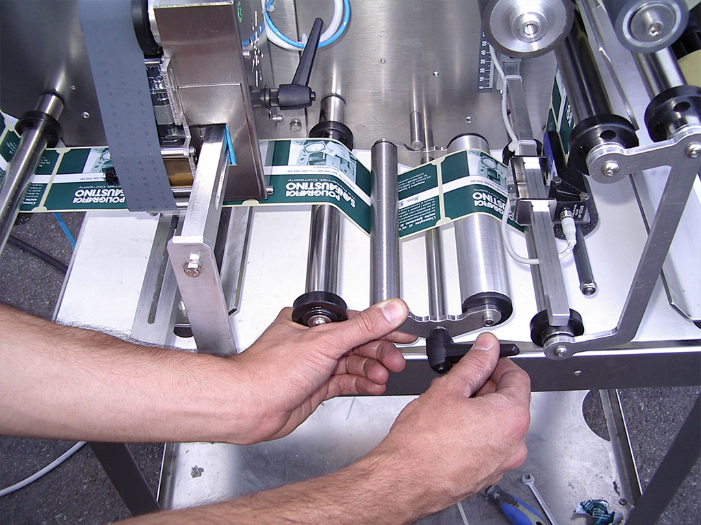 Bench Labeler MEGA12 - DMC